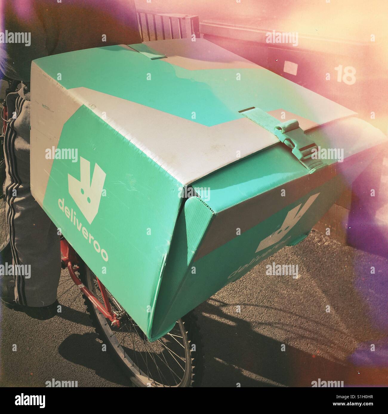 Deliveroo box hi-res stock photography and images - Alamy