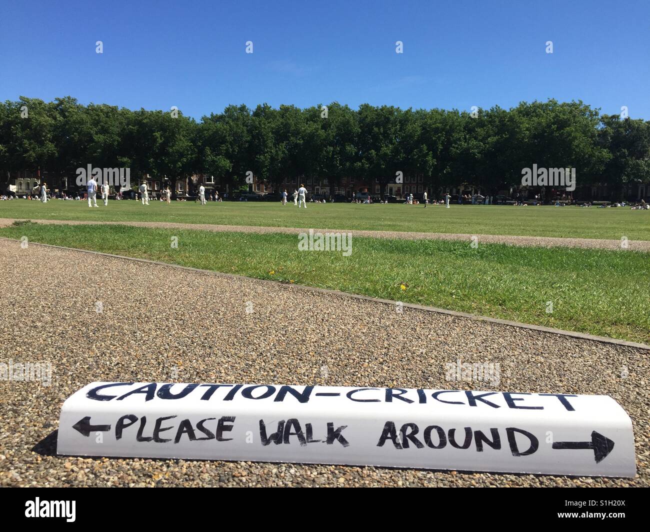Cricket boundary hi-res stock photography and images - Alamy