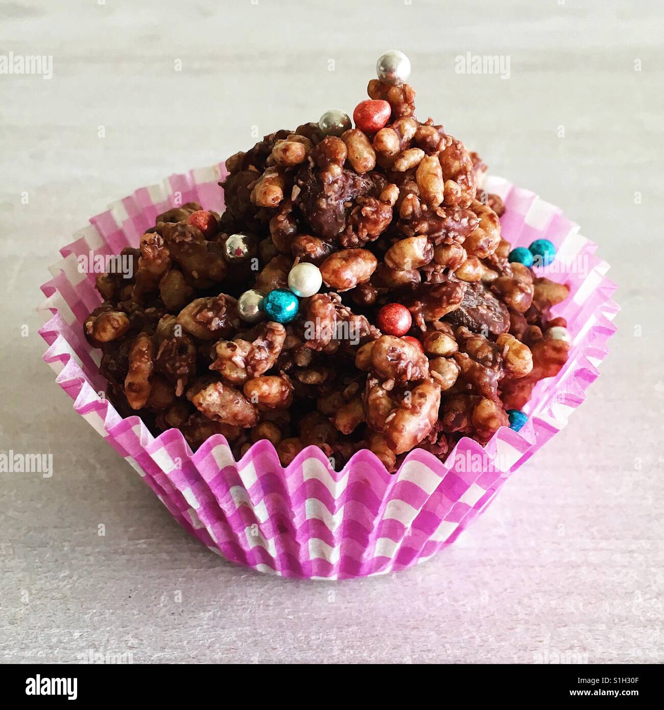 Crackle hi-res stock photography and images - Alamy