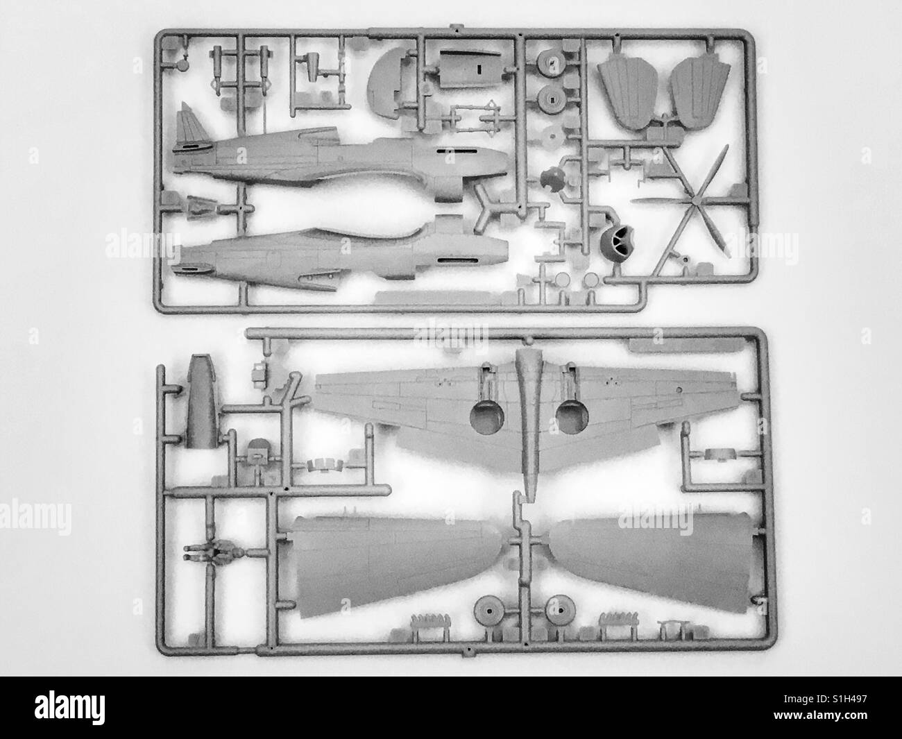 Airfix 1:72 scale Curtiss Tomahawk WW2 fighter aircraft Stock Photo - Alamy