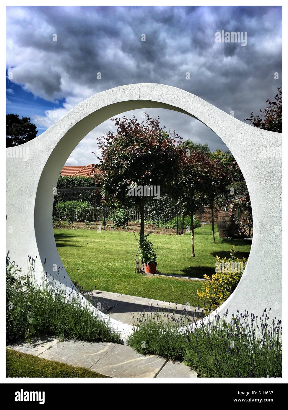 Gateway chinese architecture hi-res stock photography and images - Alamy