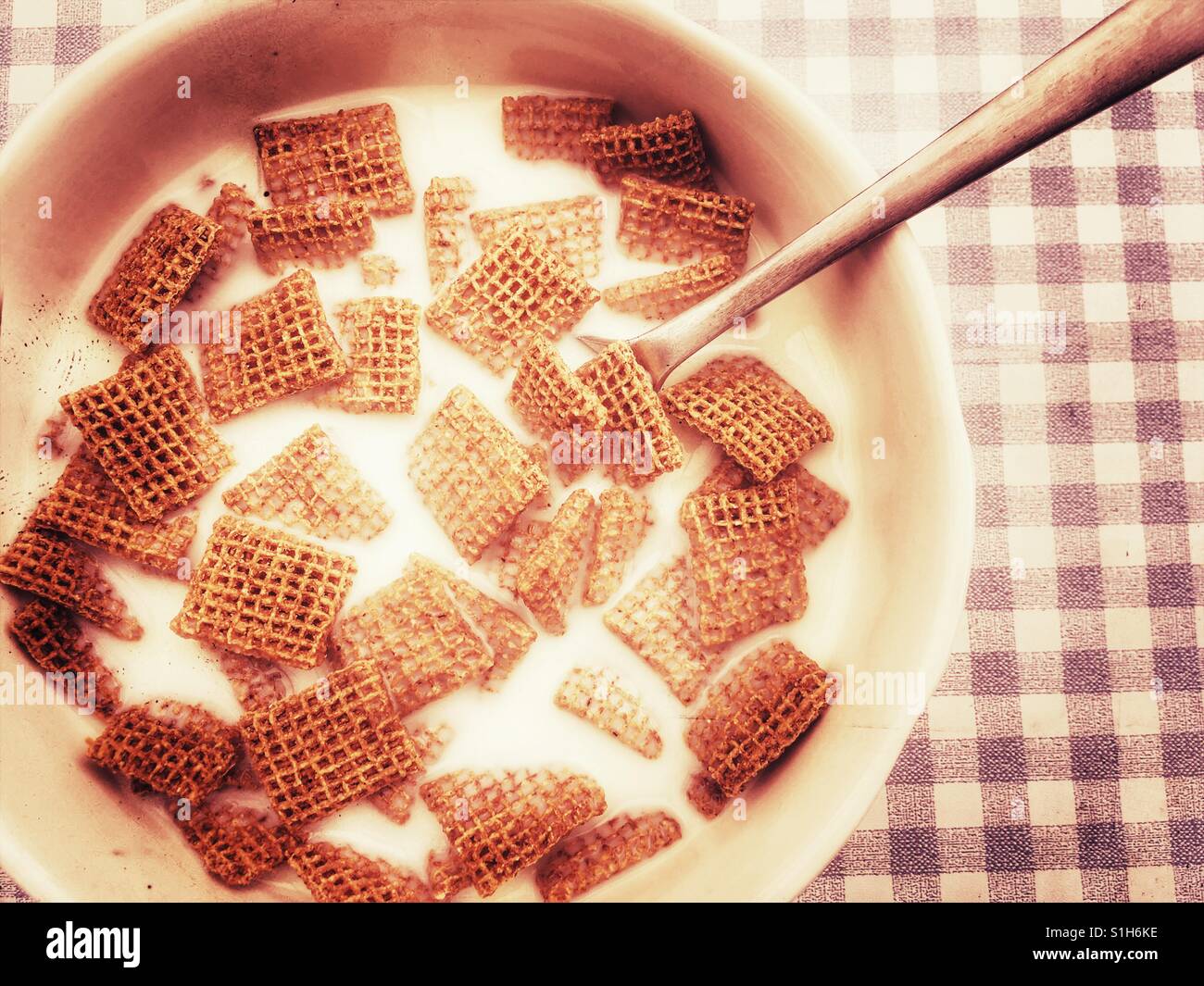Malted wheat breakfast cereal hi-res stock photography and images - Alamy