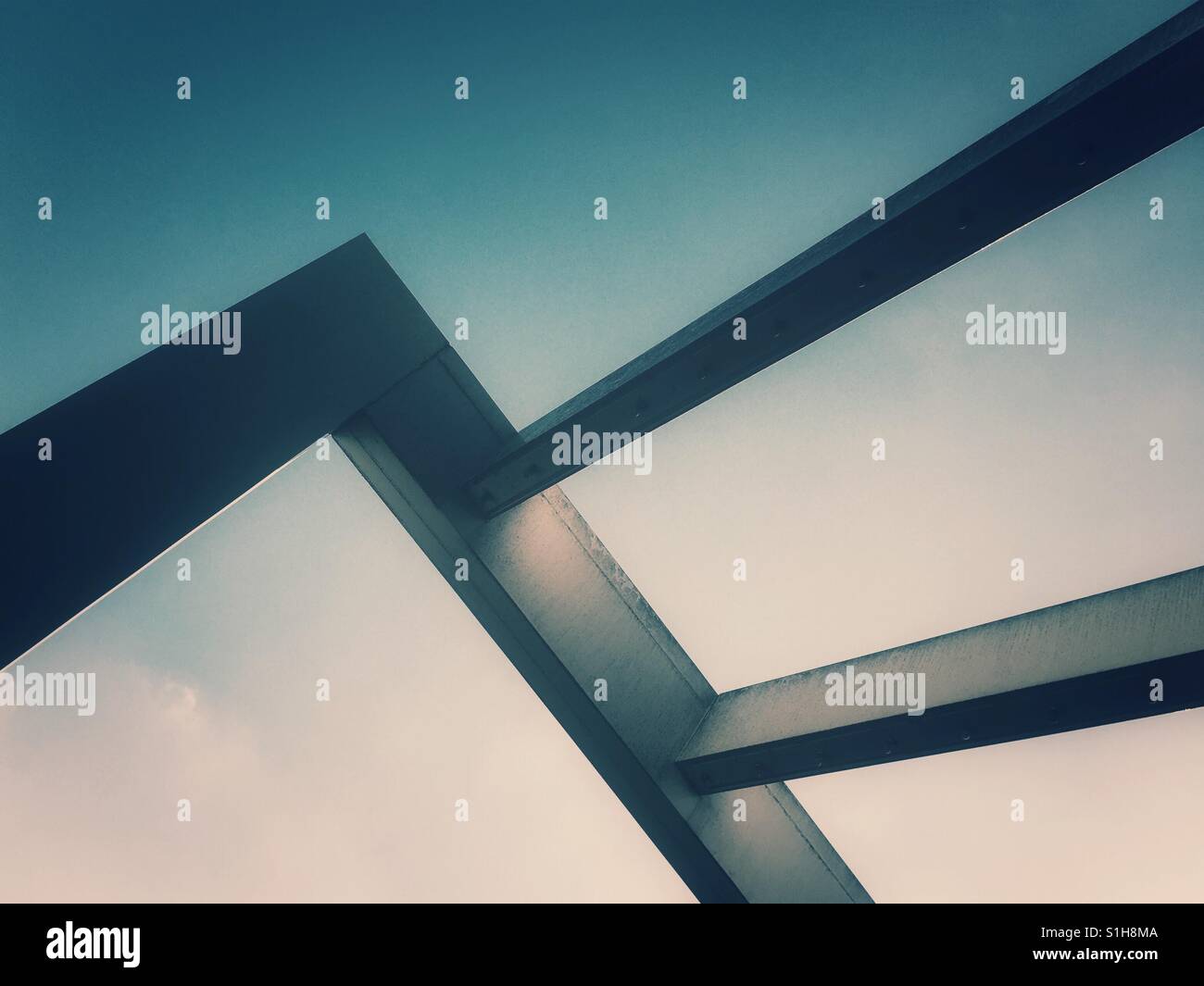 Abstract lines hi-res stock photography and images - Alamy