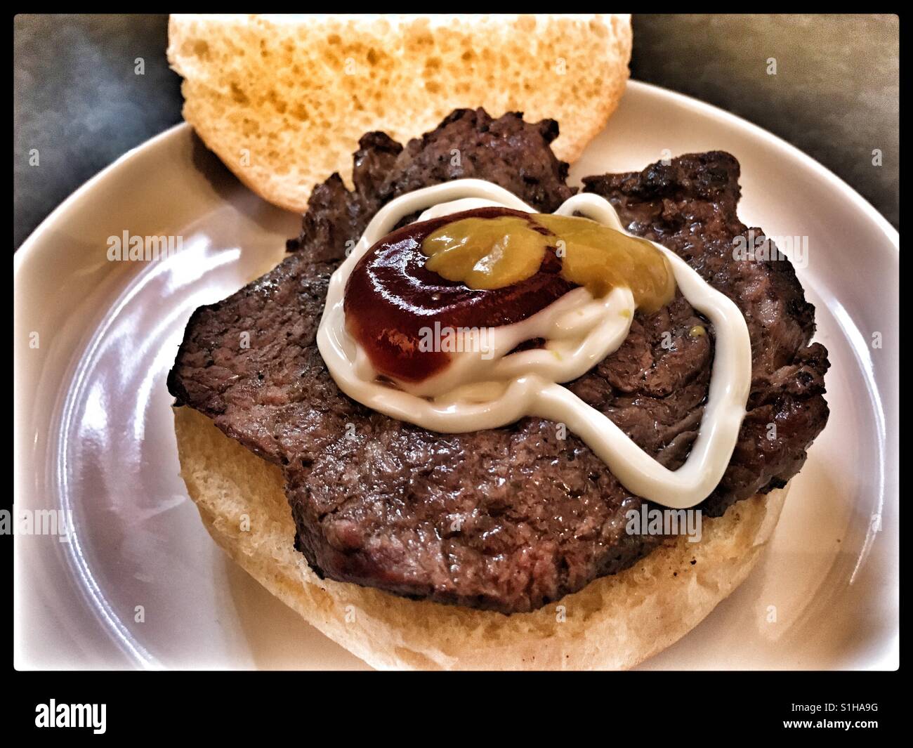 Flame grilled hi-res stock photography and images - Alamy