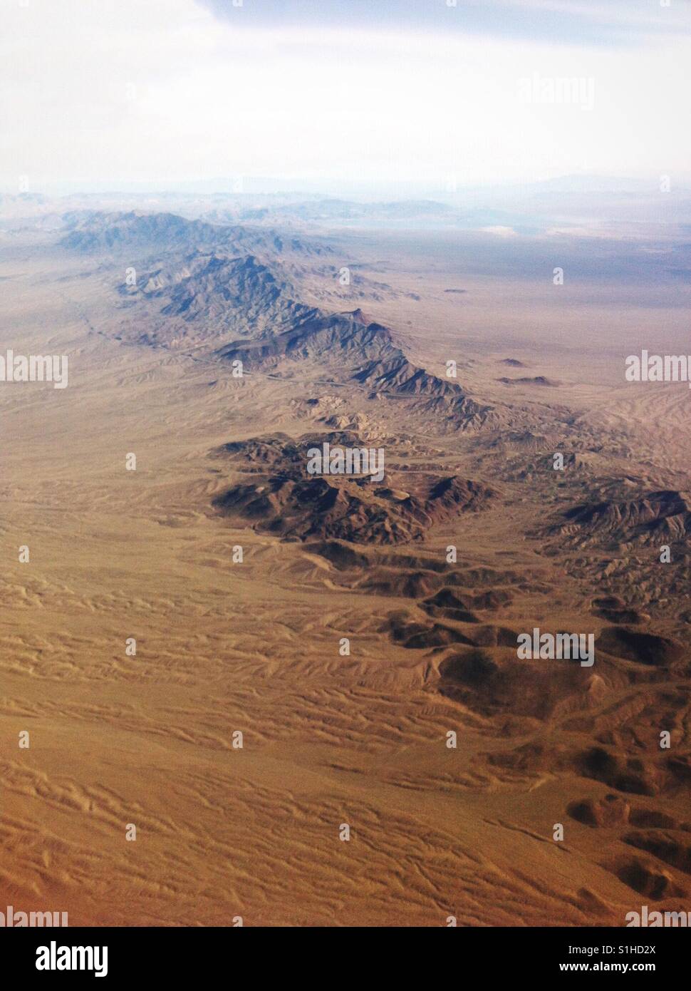 Aerial view of mountain range hi-res stock photography and images - Alamy