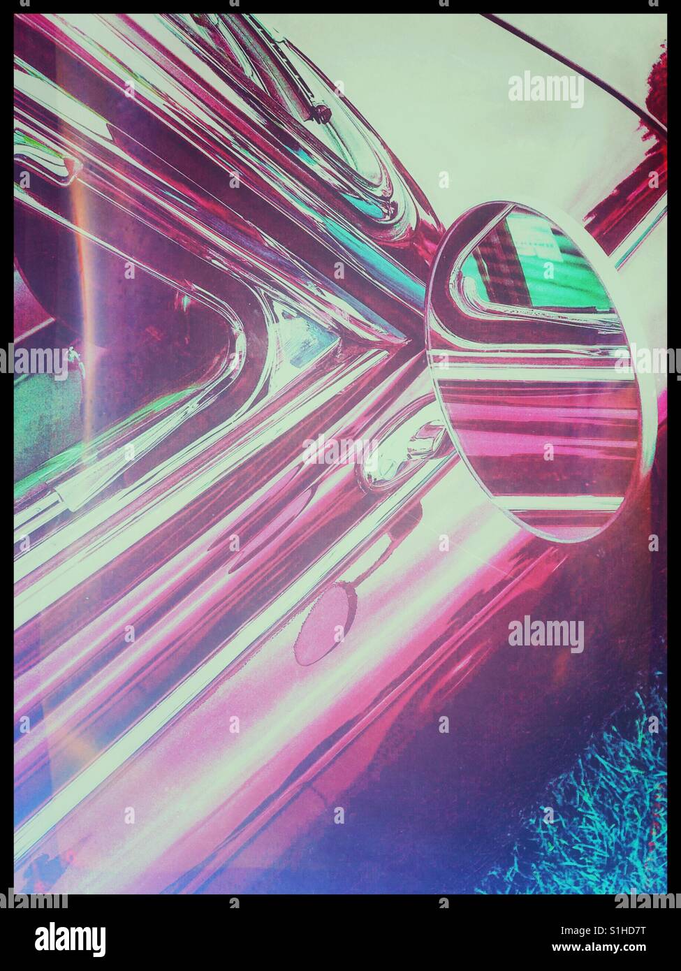 Classic car wing mirror Stock Photo - Alamy