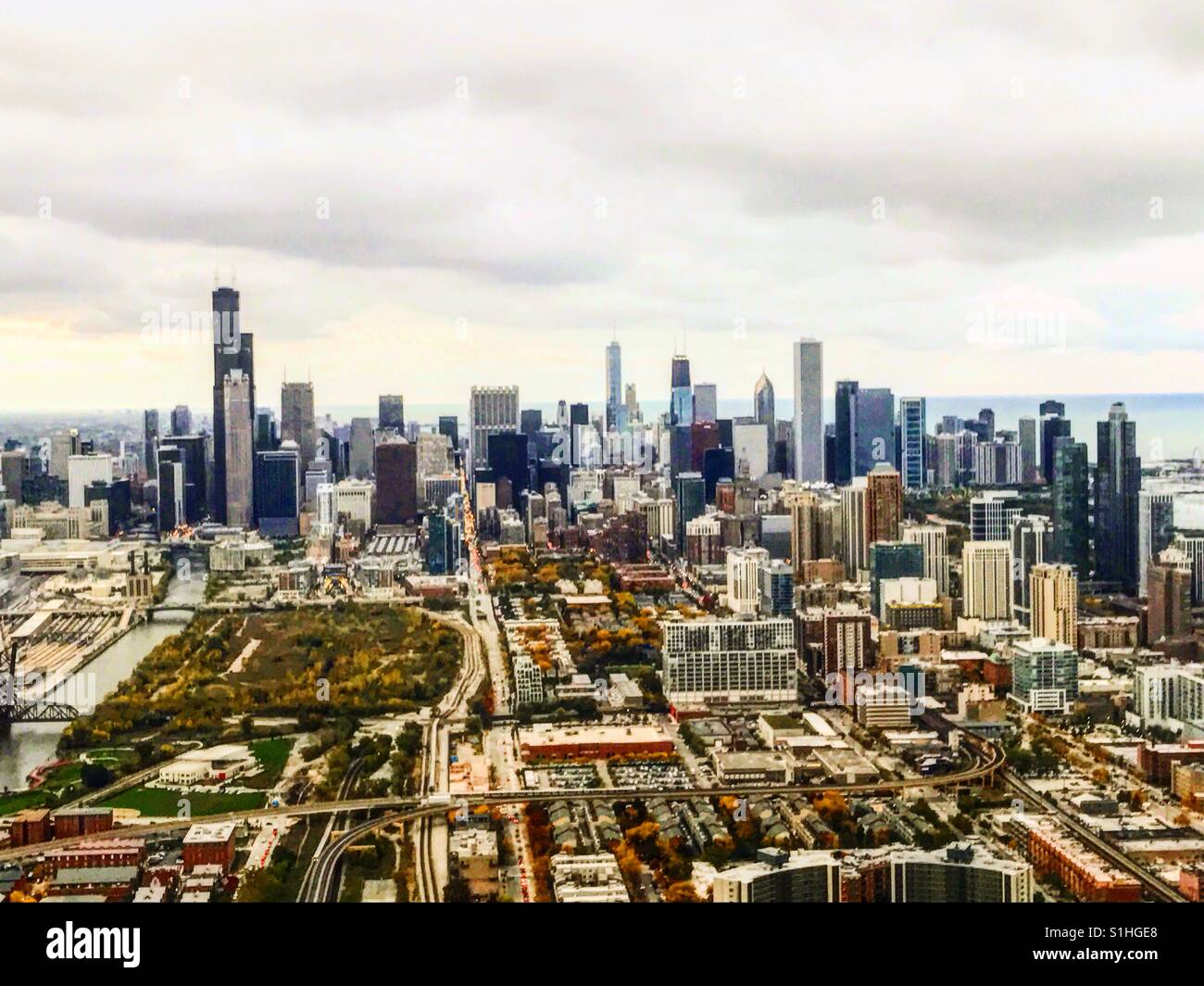 Chicago from helicopter hi-res stock photography and images - Alamy
