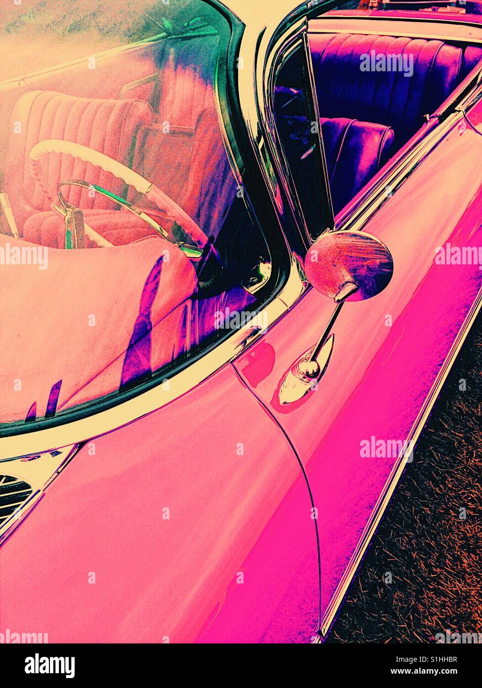 Pink classic car Stock Photo - Alamy
