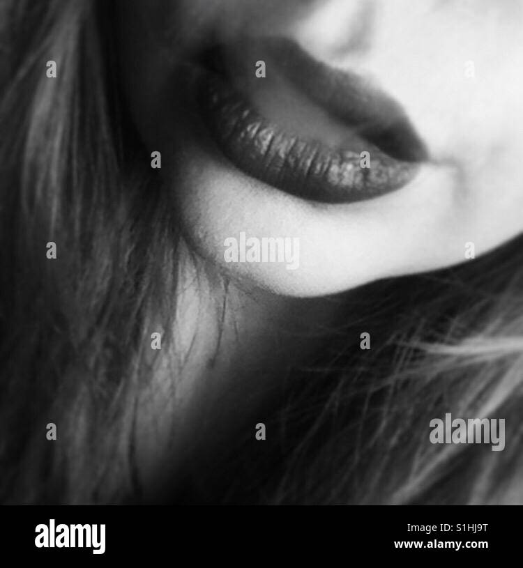 Smoking lips hi-res stock photography and images - Alamy