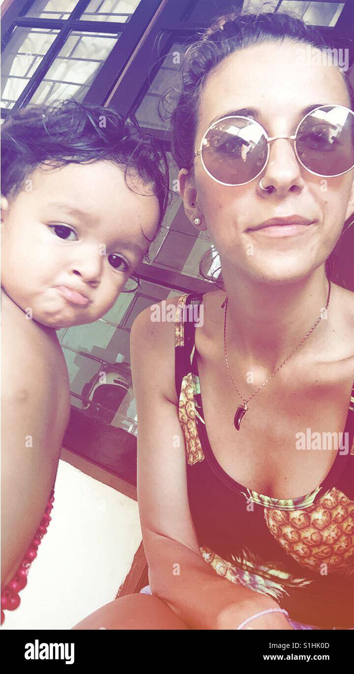 Best buds hi-res stock photography and images - Alamy