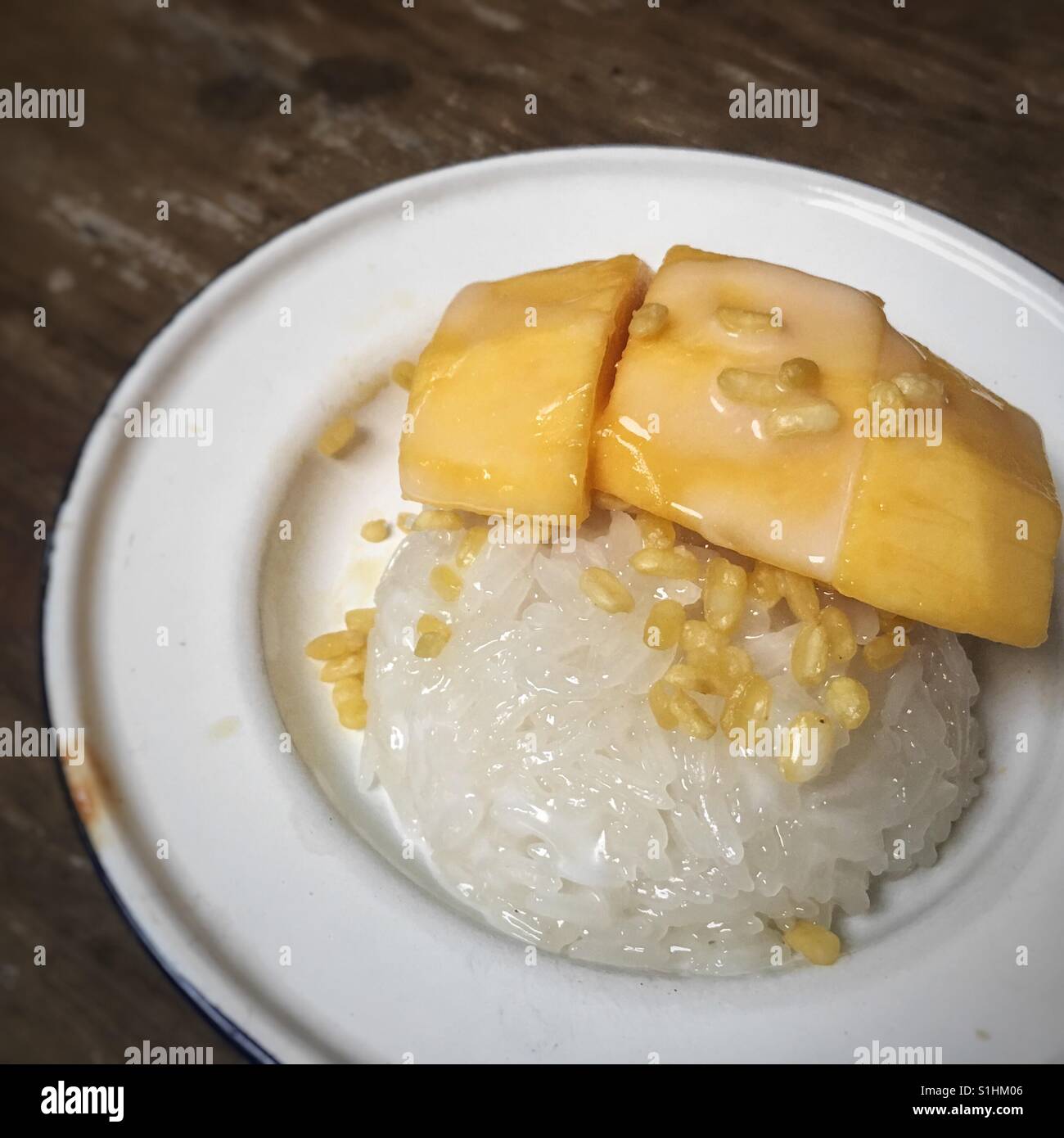 Thai sweet sticky rice hi-res stock photography and images - Alamy