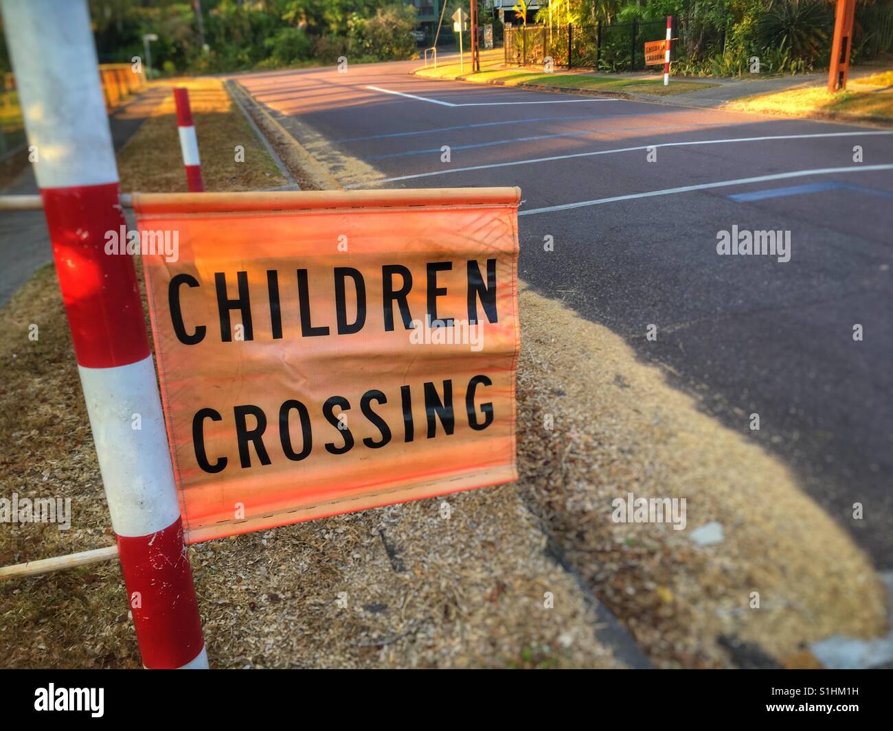 Children crossing sign Stock Photo - Alamy
