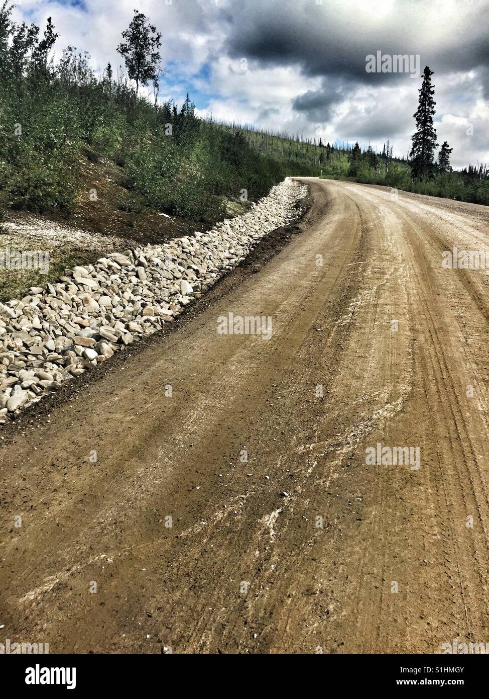 Curving Gravel Road High Resolution Stock Photography and Images - Alamy