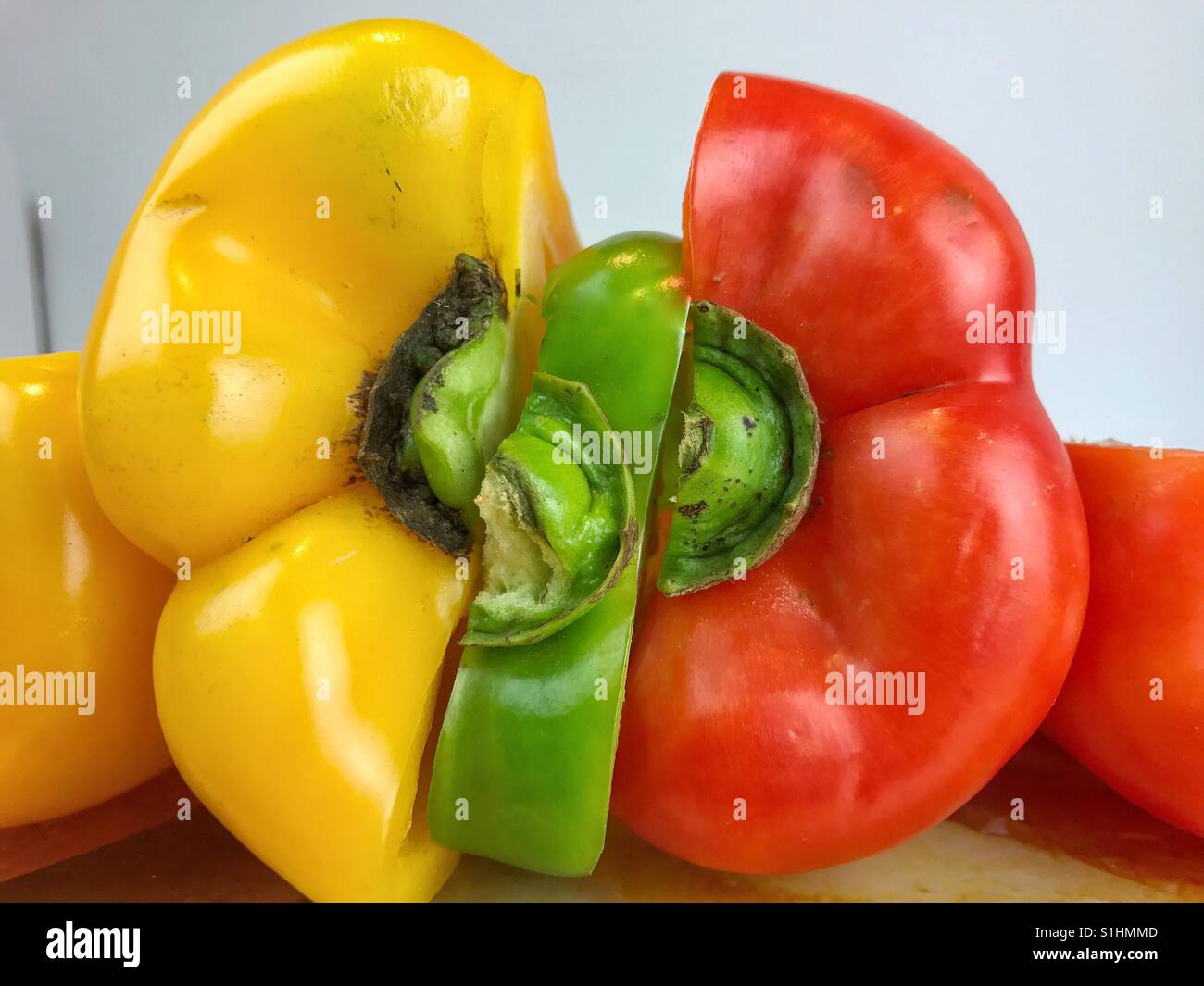 Three types of bell peppers isolated Stock Photo - Alamy