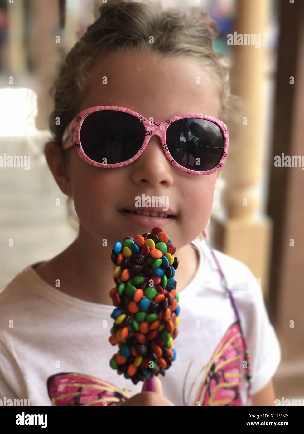 Lolly and girl hi-res stock photography and images - Alamy