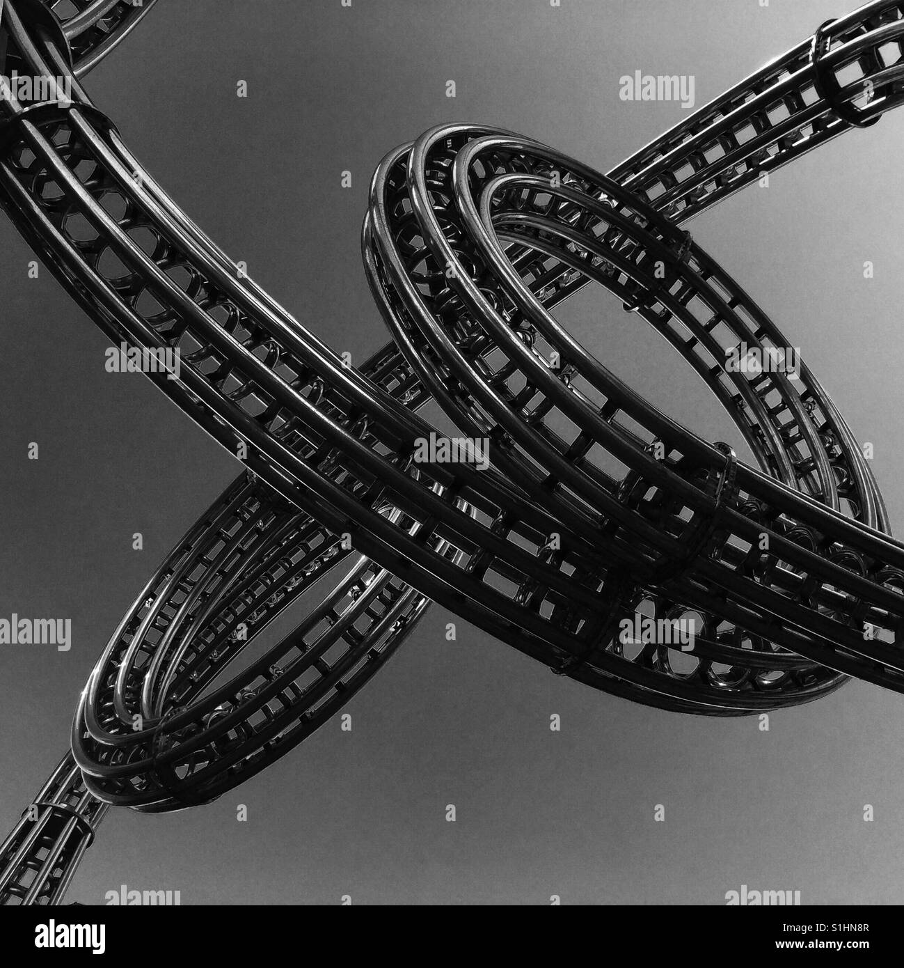 Twisted loops Black and White Stock Photos & Images - Alamy