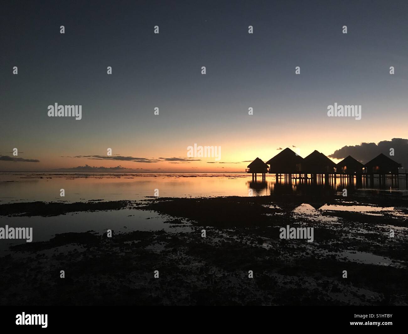 Tahiti sunset hi-res stock photography and images - Alamy