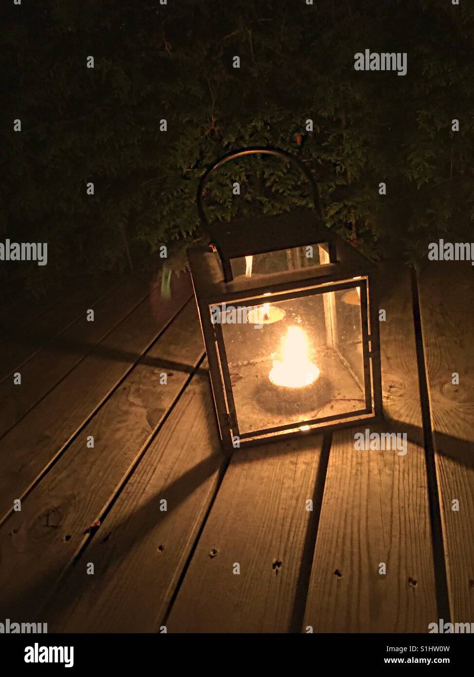 Cozy light hi-res stock photography and images - Alamy