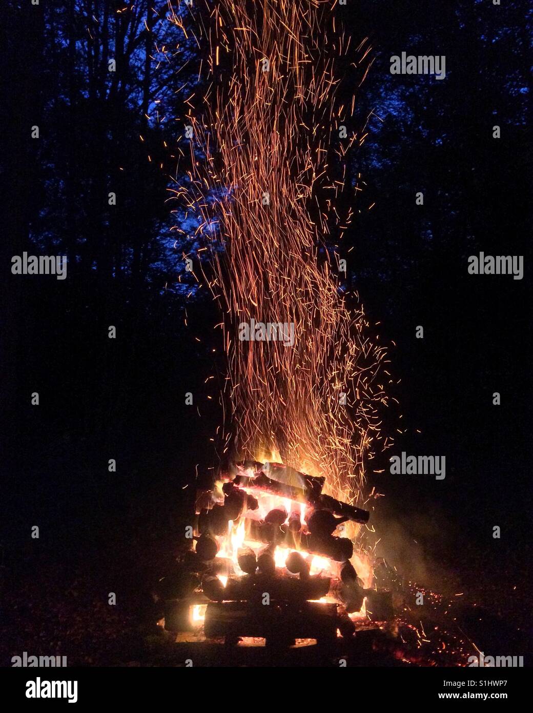 Midnight fire hi-res stock photography and images - Alamy
