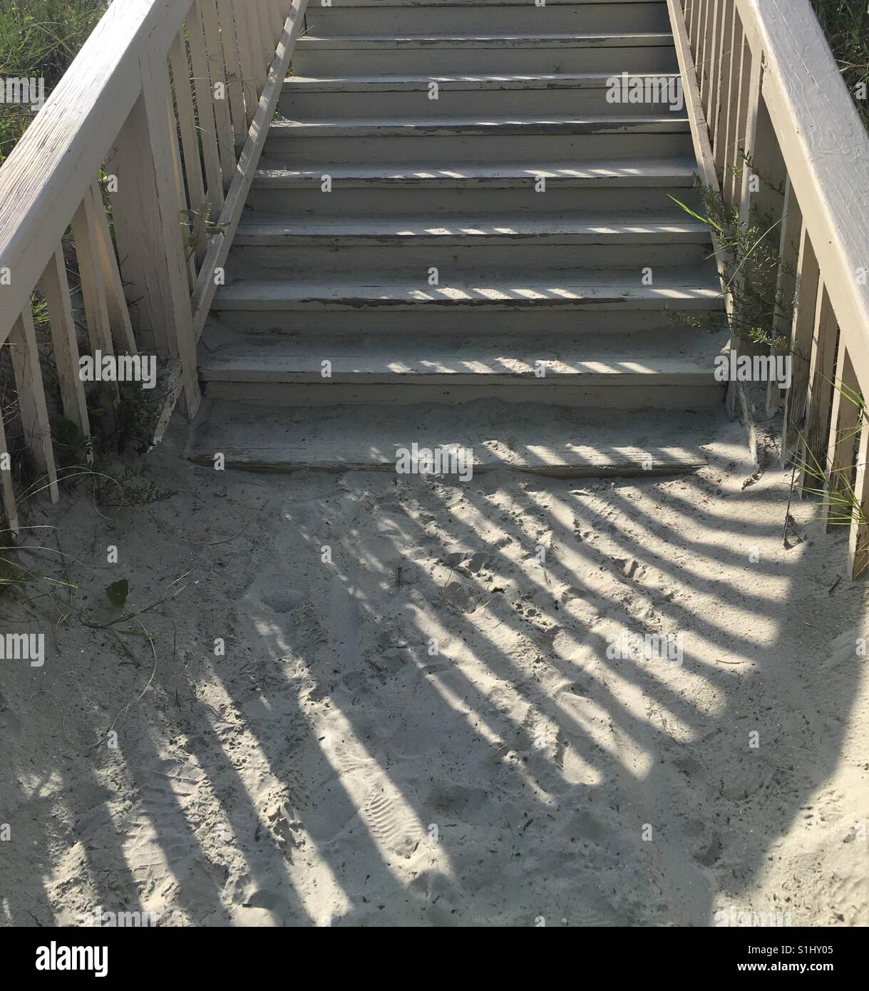 Beach stairs hi-res stock photography and images - Alamy