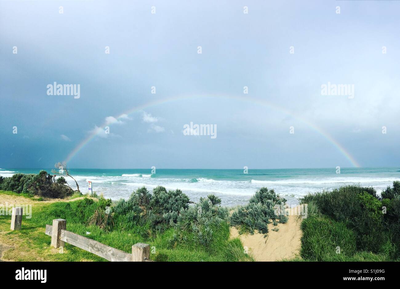 Full rainbow hi-res stock photography and images - Alamy