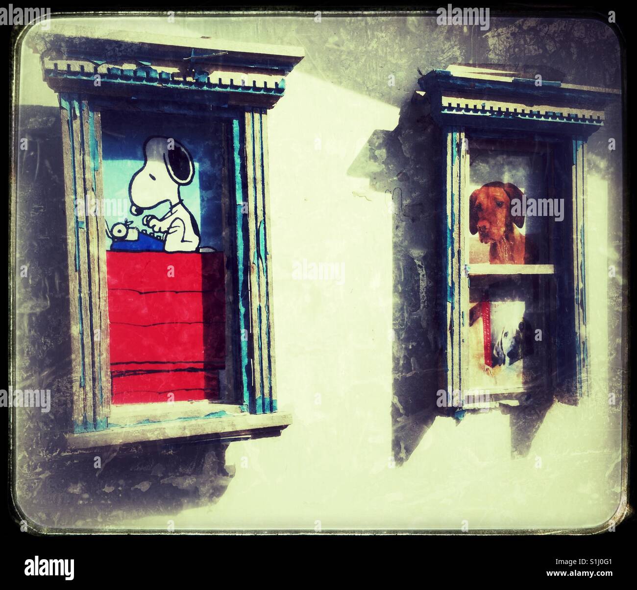 Snoopy art hi-res stock photography and images - Alamy