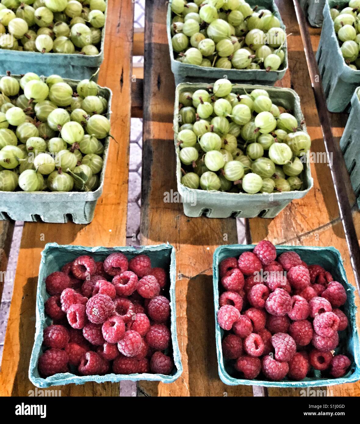 Local fruit stand Stock Photo - Alamy
