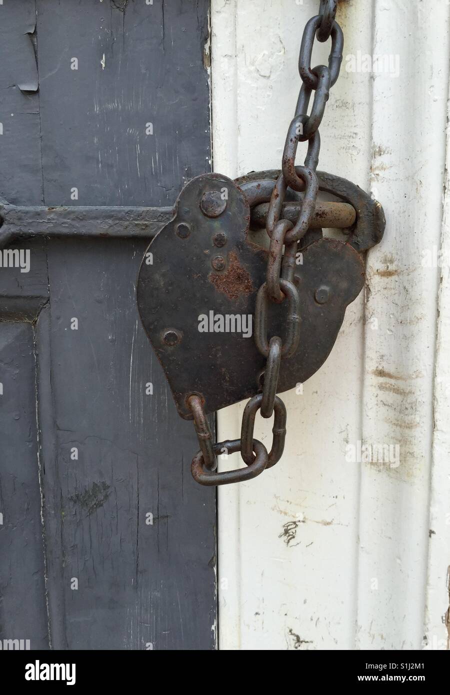 Vintage lock door hi-res stock photography and images - Alamy
