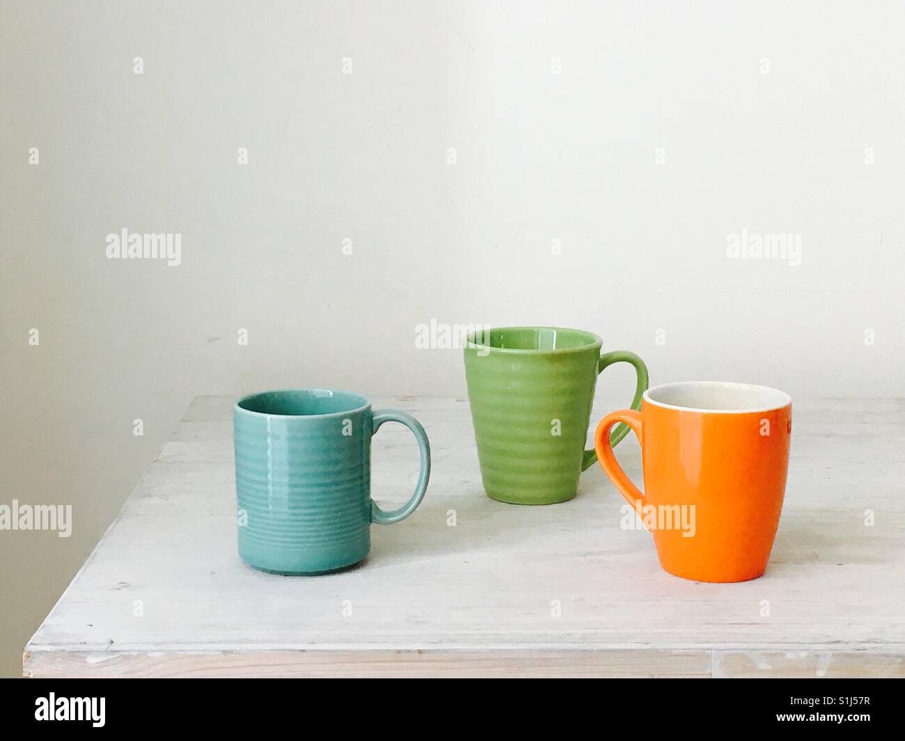 Coffee mugs office hi-res stock photography and images - Alamy