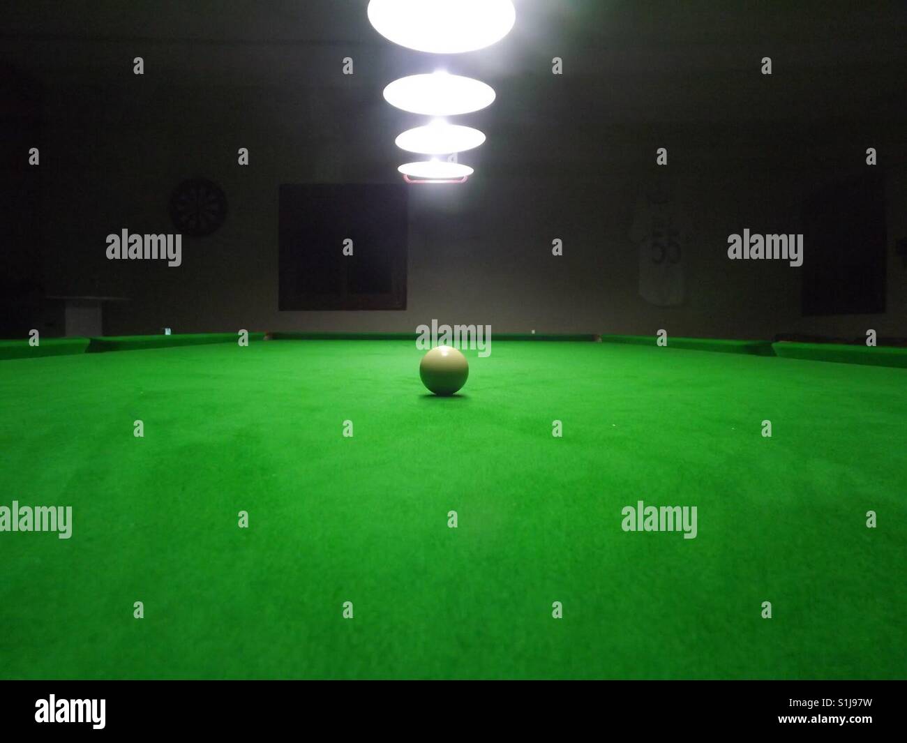 Snooker game hi-res stock photography and images - Alamy