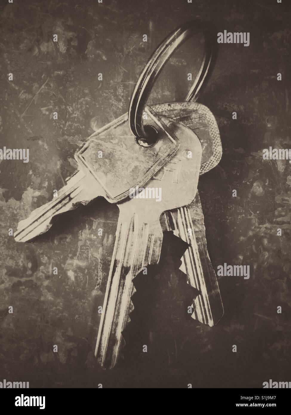 Vintage house keys hi-res stock photography and images - Alamy