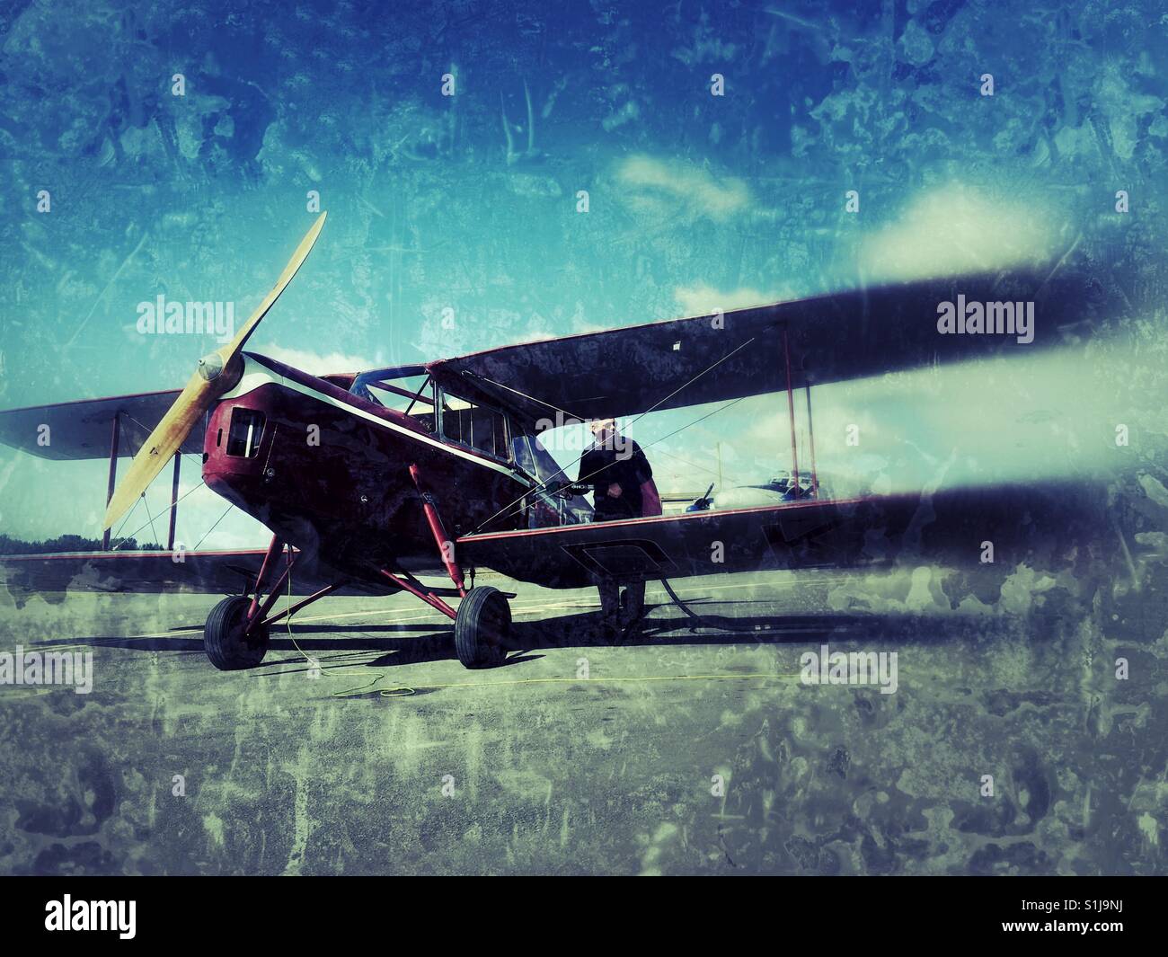1930s biplane aircraft hi-res stock photography and images - Alamy