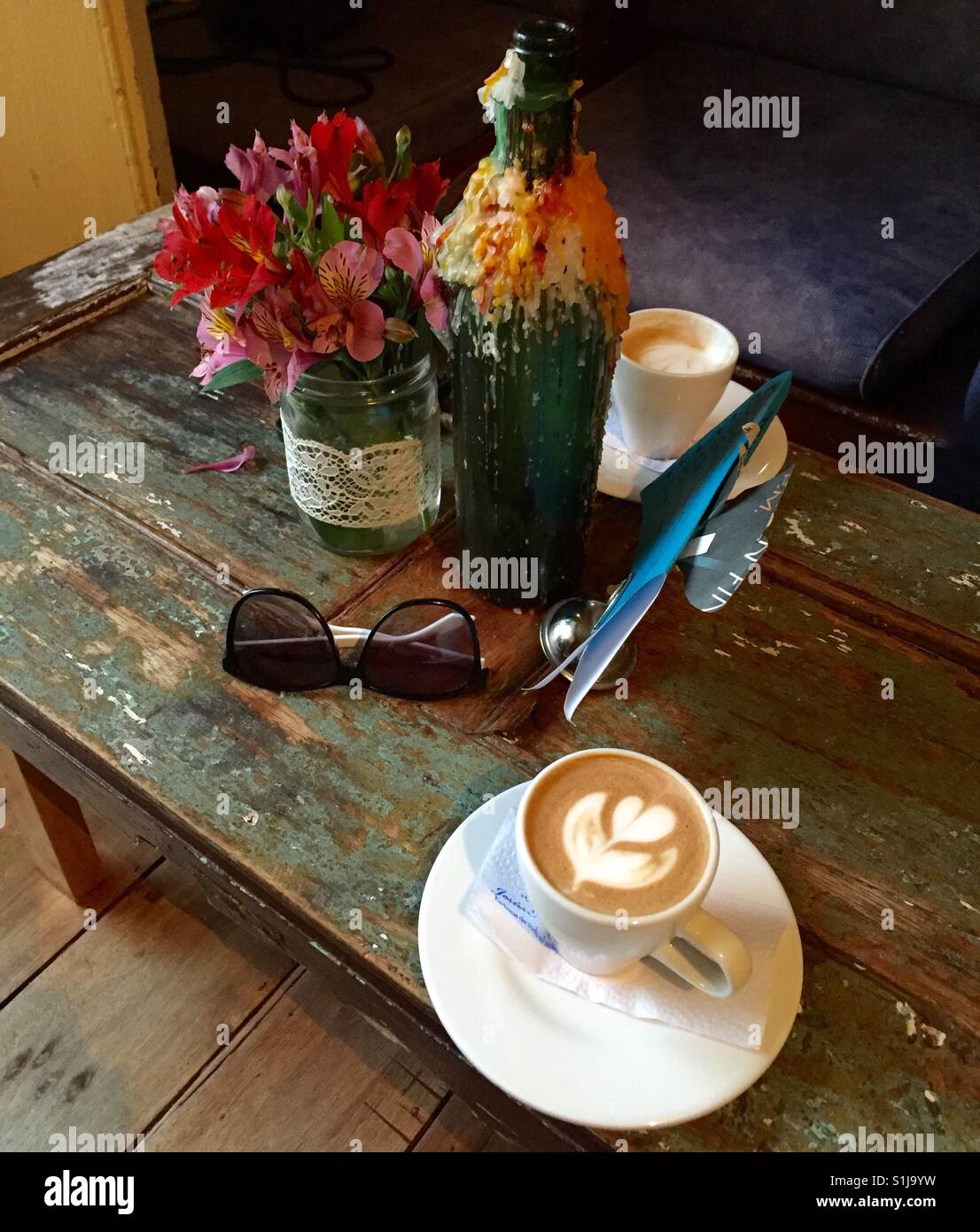 The coffee place hi-res stock photography and images - Alamy
