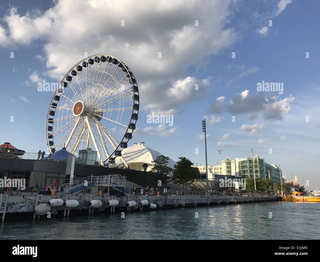 Chicago navy pier beautiful hi-res stock photography and images - Alamy