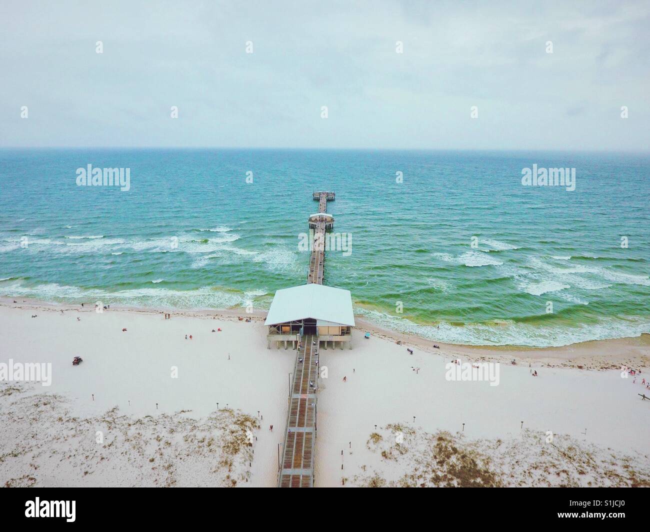 Gulf state pier hi-res stock photography and images - Alamy