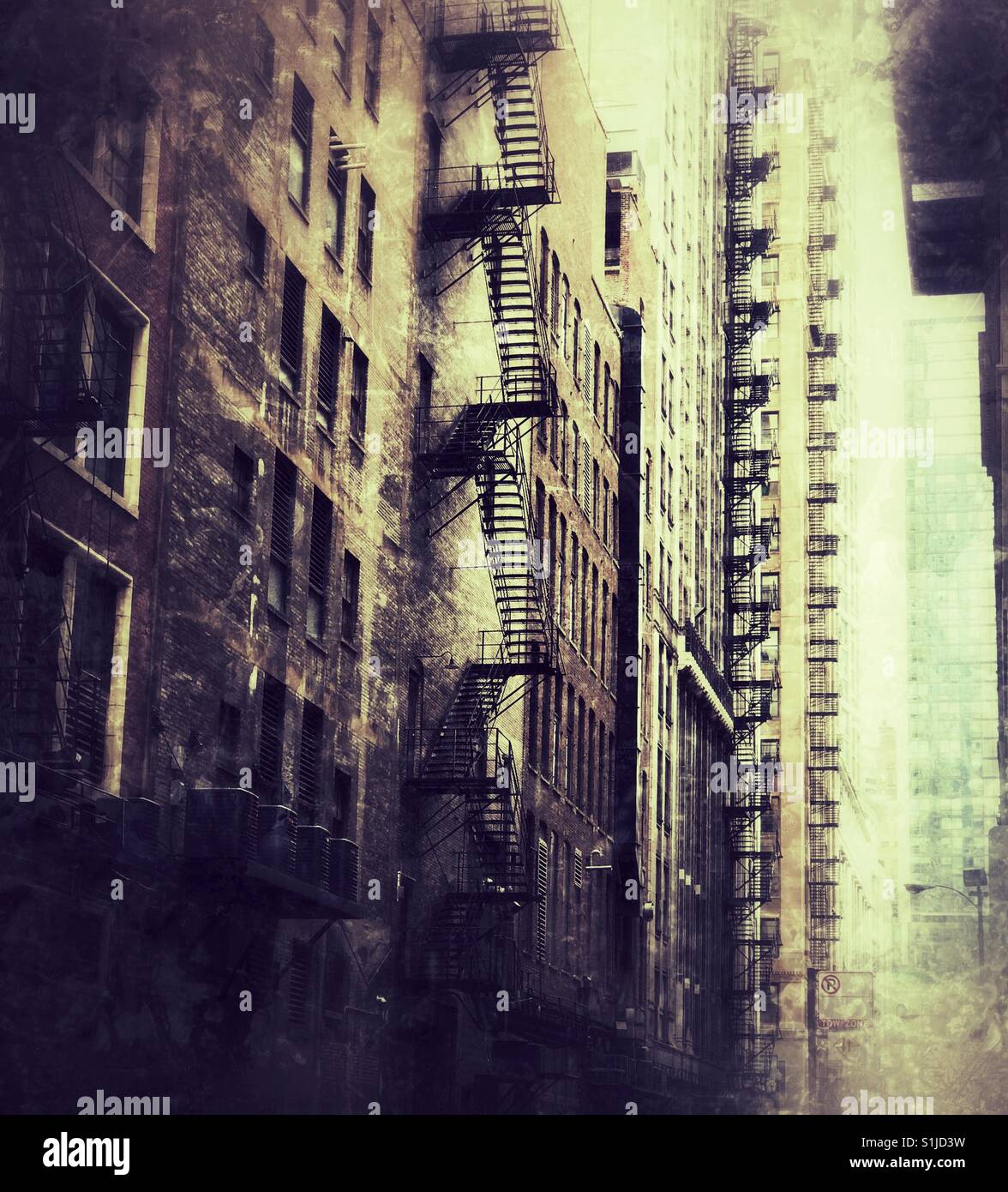 Chicago illinois alley hi-res stock photography and images - Alamy