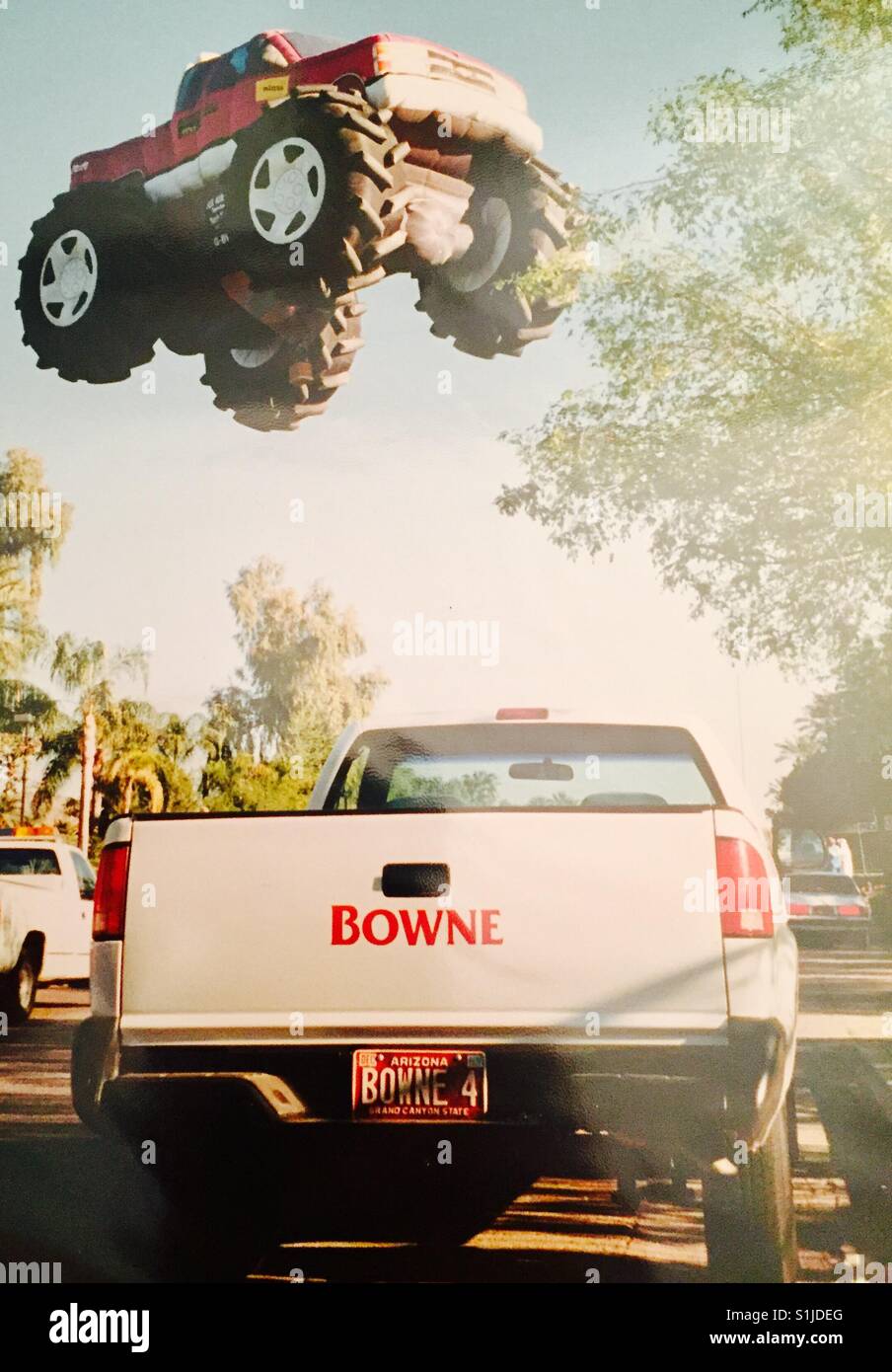 Flying truck hi-res stock photography and images - Alamy