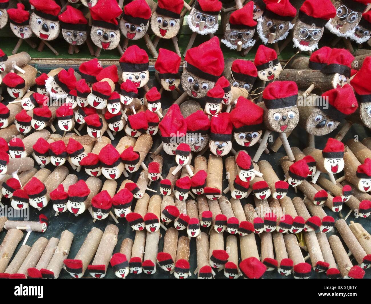 Log spain christmas hi-res stock photography and images - Alamy