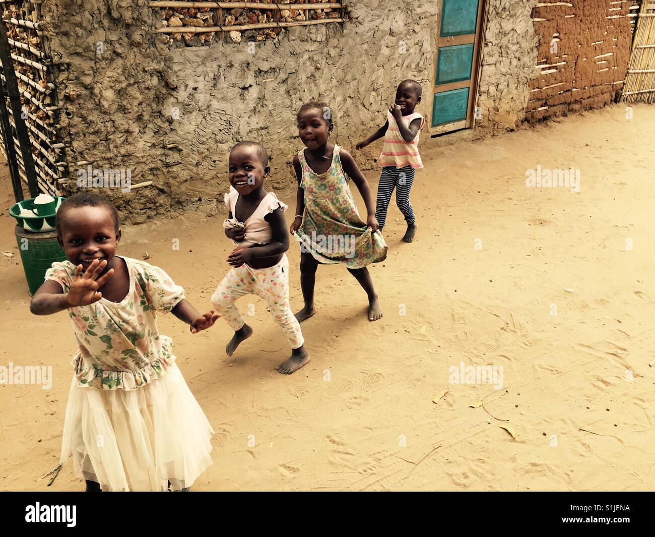 Children smiling africa hi-res stock photography and images - Alamy
