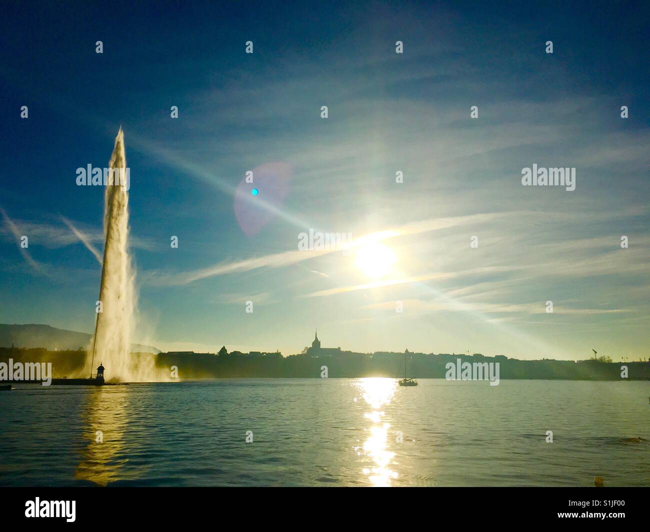 The water jet in Geneva. A sunny day Stock Photo - Alamy