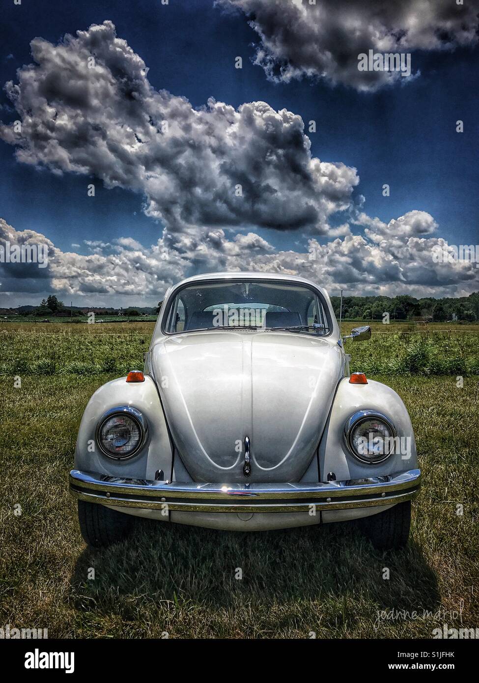 Old car volkswagen beetle interior hi-res stock photography and images ...
