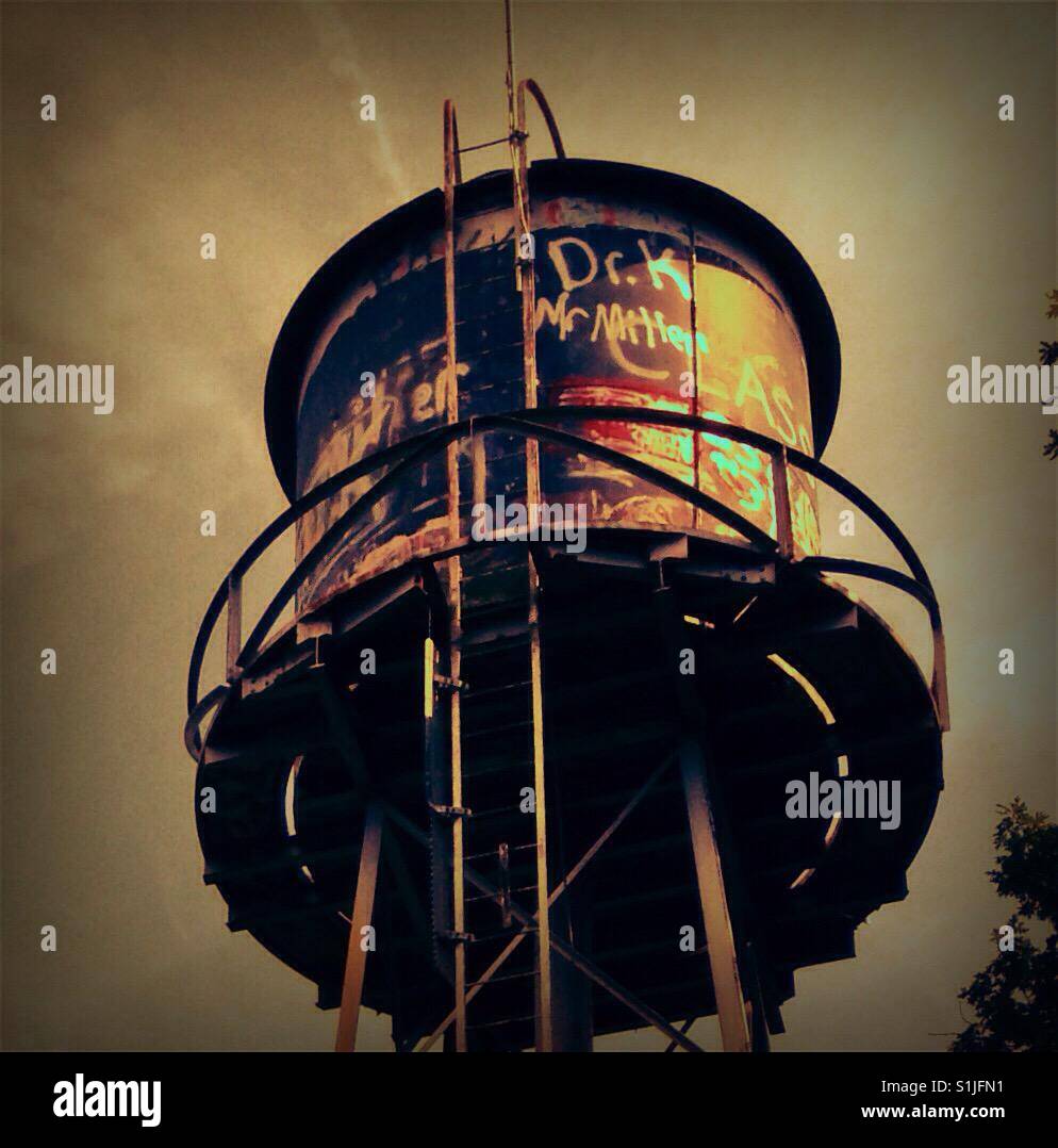 Old water tank hi-res stock photography and images - Alamy