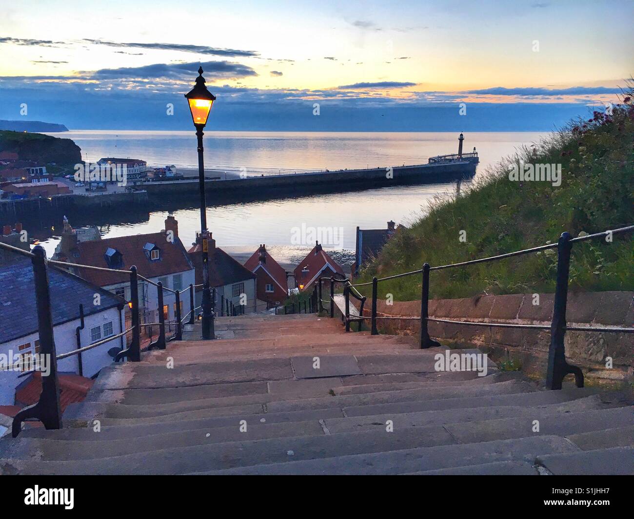 Hundred steps hi-res stock photography and images - Alamy