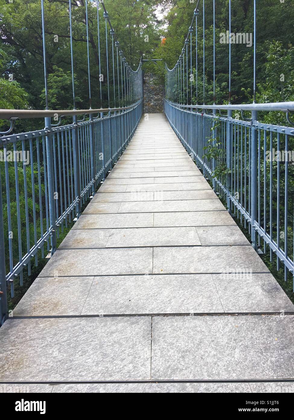 Bridge handrail hi-res stock photography and images - Alamy