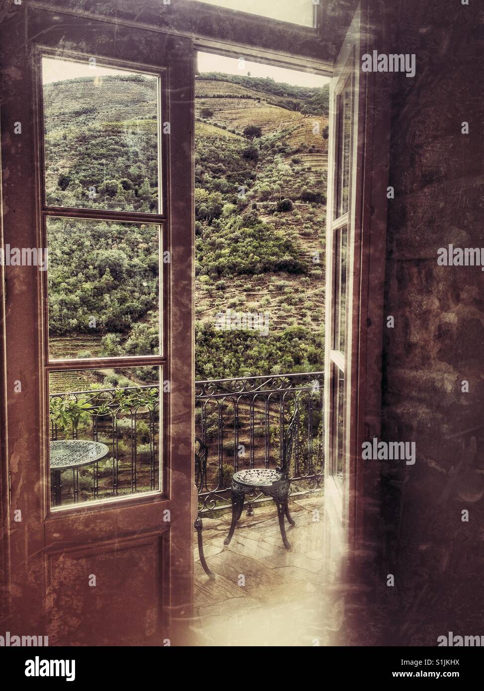 View through door window hi-res stock photography and images - Alamy