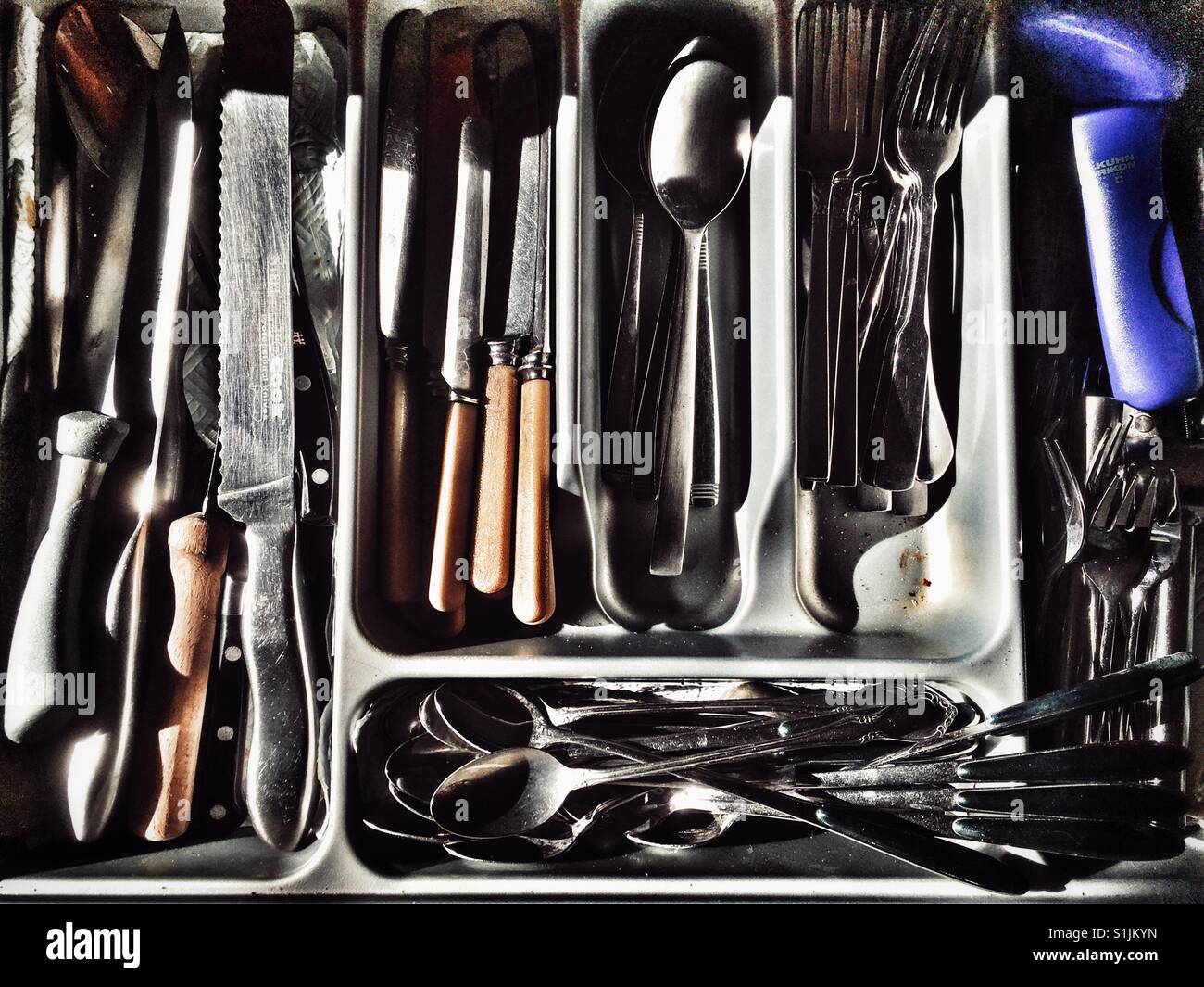 Cutlery draw hi-res stock photography and images - Alamy