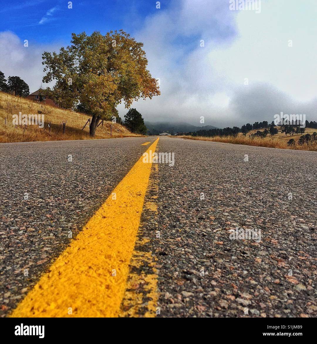 Squaw pass road hi-res stock photography and images - Alamy