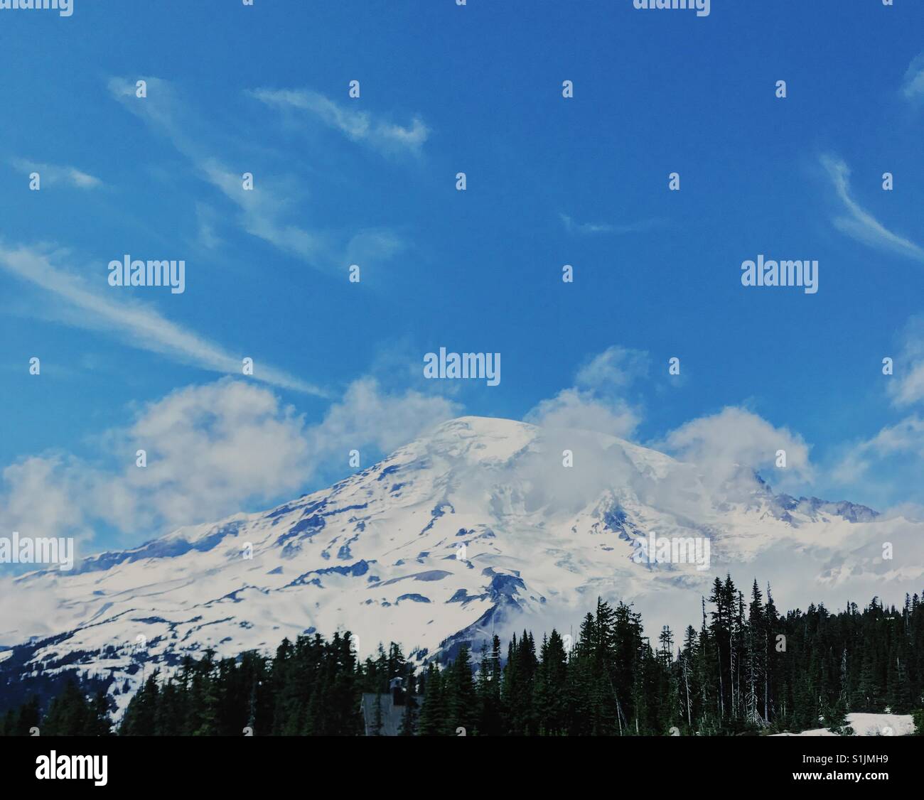 Northwest volcano hi-res stock photography and images - Alamy