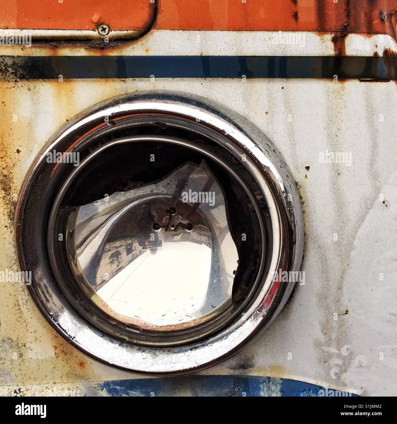 Broken headlight on a rusty Ford pickup truck Stock Photo - Alamy