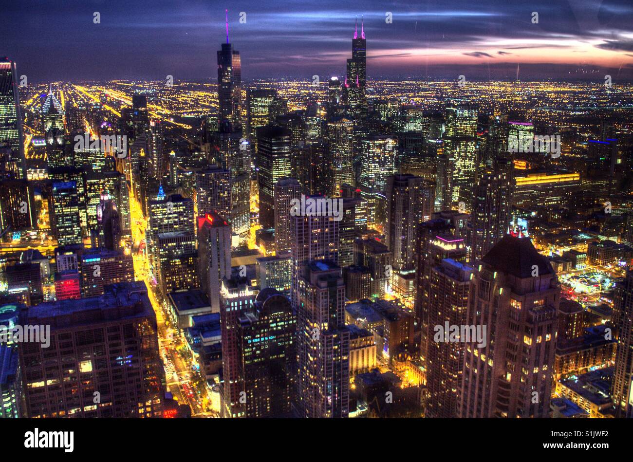 Aerial scenic night view of Chicago Stock Photo - Alamy
